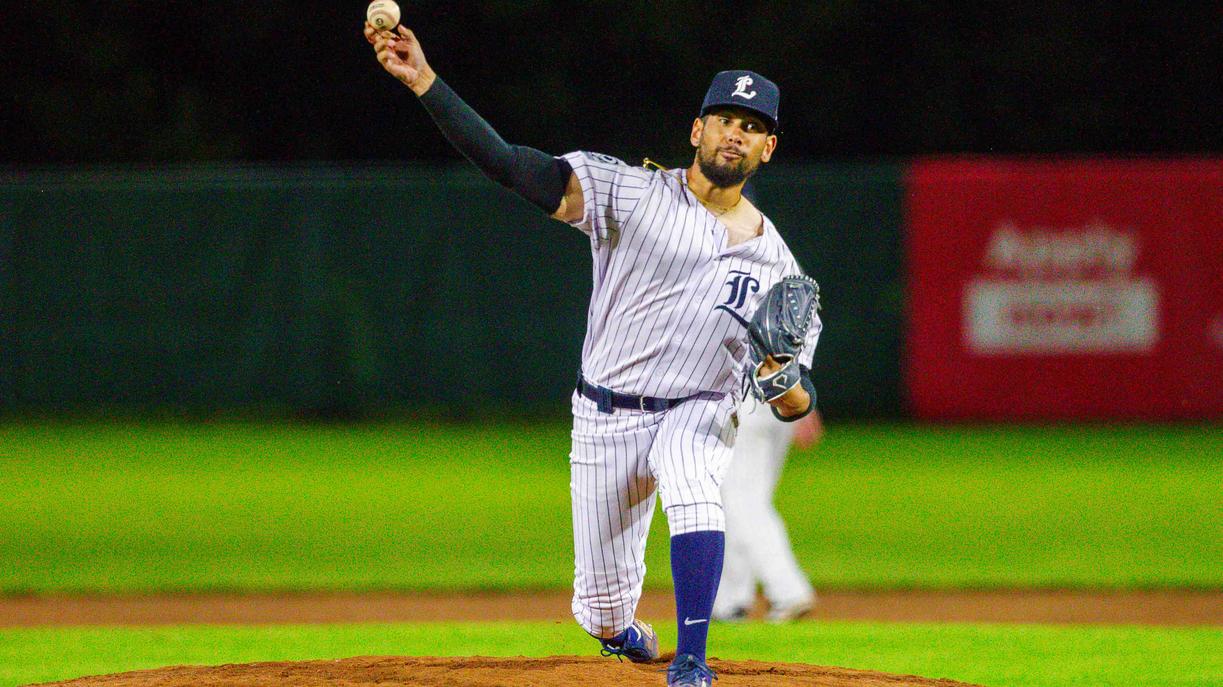 News: RHP Jonathan Henry Returns for 2nd Season - London Majors