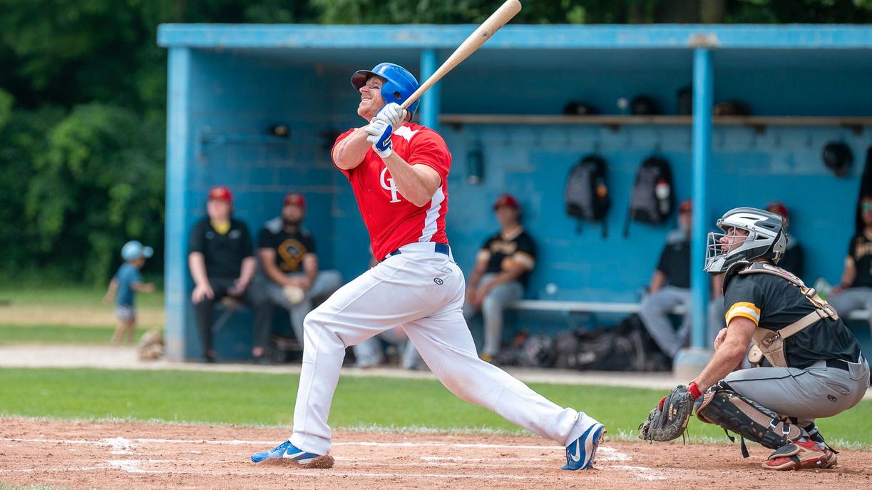 News: Royals cruise to 6th straight victory 15-5 over Panthers - Guelph ...