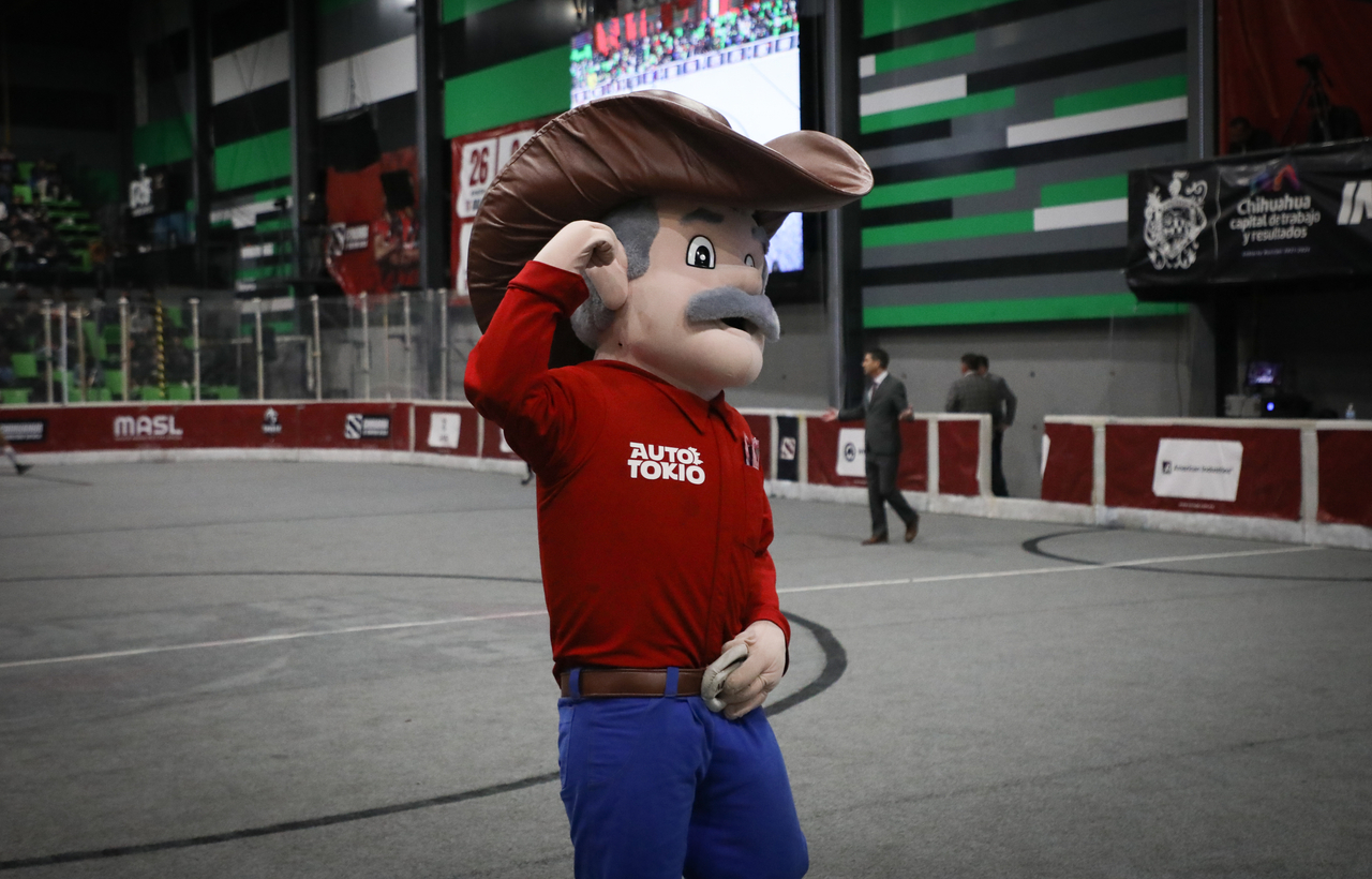 Photos: Juego de Botargas - Chihuahua Savage