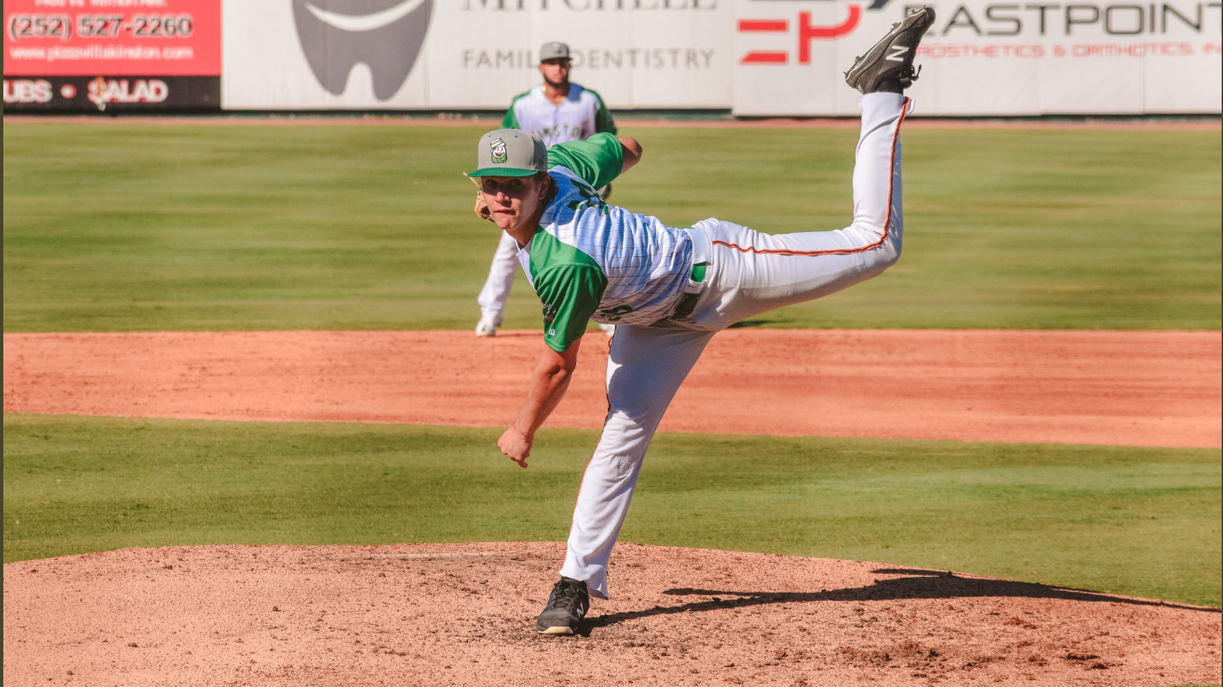 News: Bratt wins CBN’s Wayne Norton Award, as top minor league pitcher - Toronto Mets