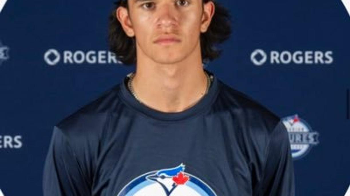 News: 9 Mets Head to the Rogers Centre for CFS - Toronto Mets