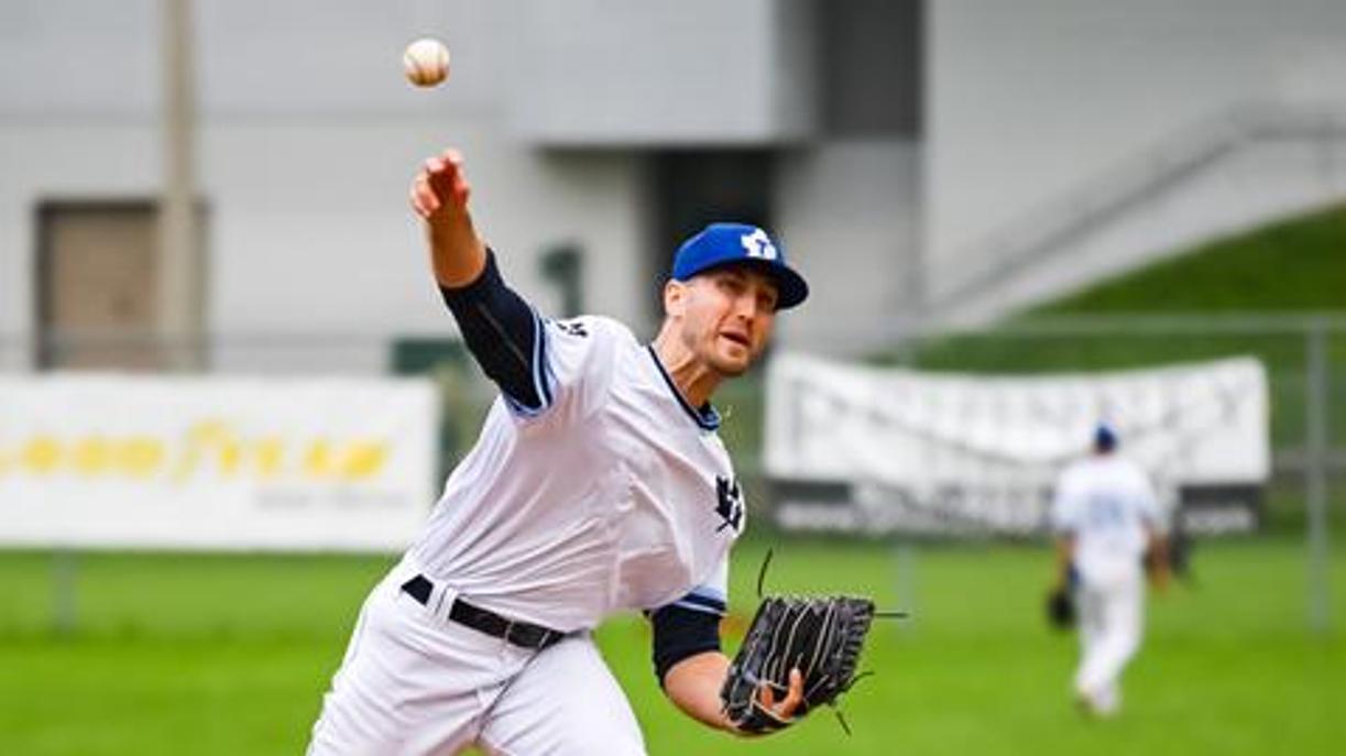 News: 5-Time IBL Champ Pitcher Returns - Toronto Maple Leafs Baseball Club