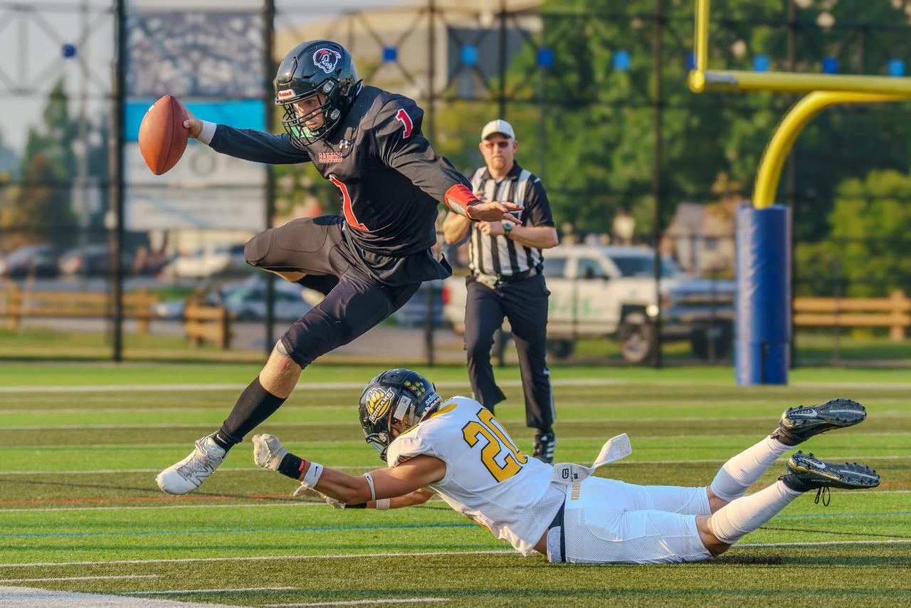 Photos: Current Players - VI Raiders Football