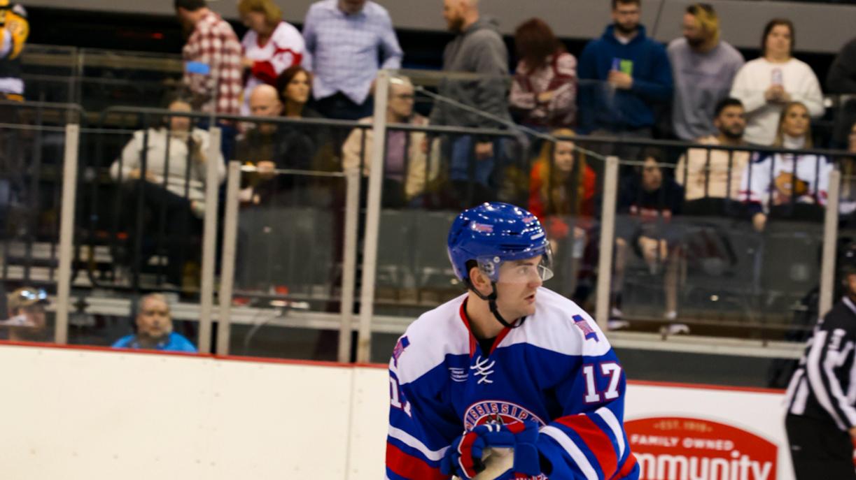 News: Sea Wolves Drop First Shootout of Season - Biloxi Breakers