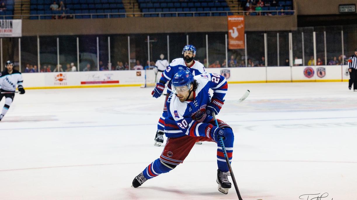 News: Sea Wolves Power Past Black Bears 6-4 - Mississippi Sea Wolves