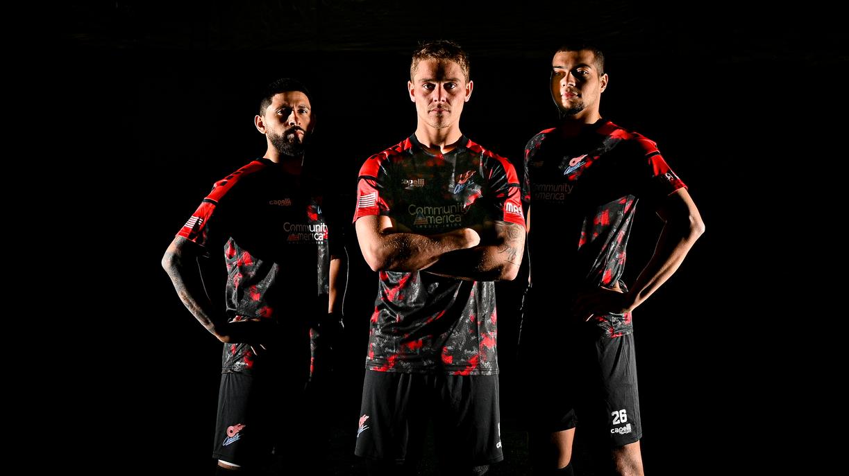 News: Comets reveal alternate kit for playoffs - Kansas City Comets