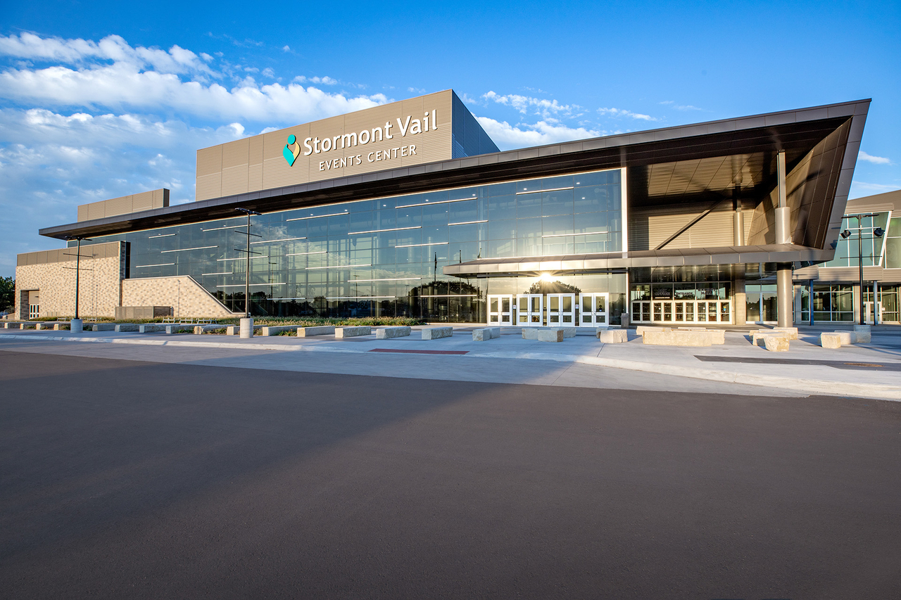 Recent Photos - Topeka Scarecrows