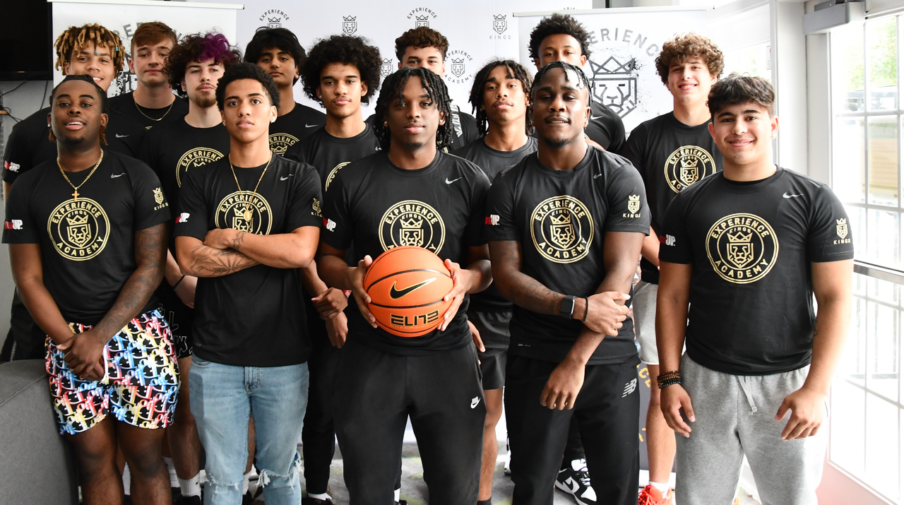 Photos: 2022-2023 Season: Move-In Day - Experience Academy