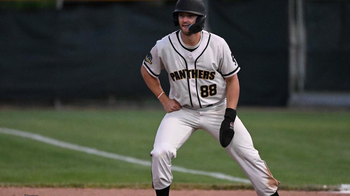 News: SIGNING TRACKER: Nick Parsons back for another season - Kitchener ...