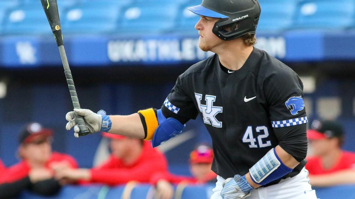 News: Panthers Sign Former Kentucky Wildcats Infielder Elliot Curtis ...