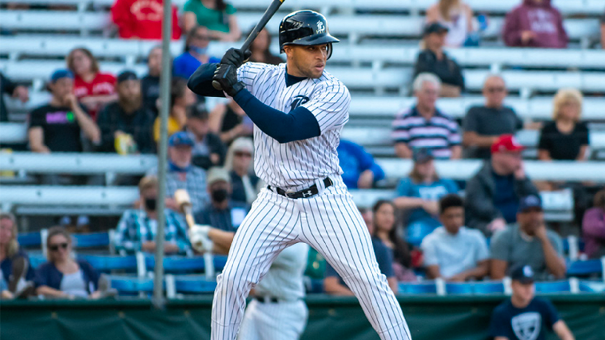 News: Panthers Sign Veteran Outfielder Humberto Ruiz - Intercounty ...