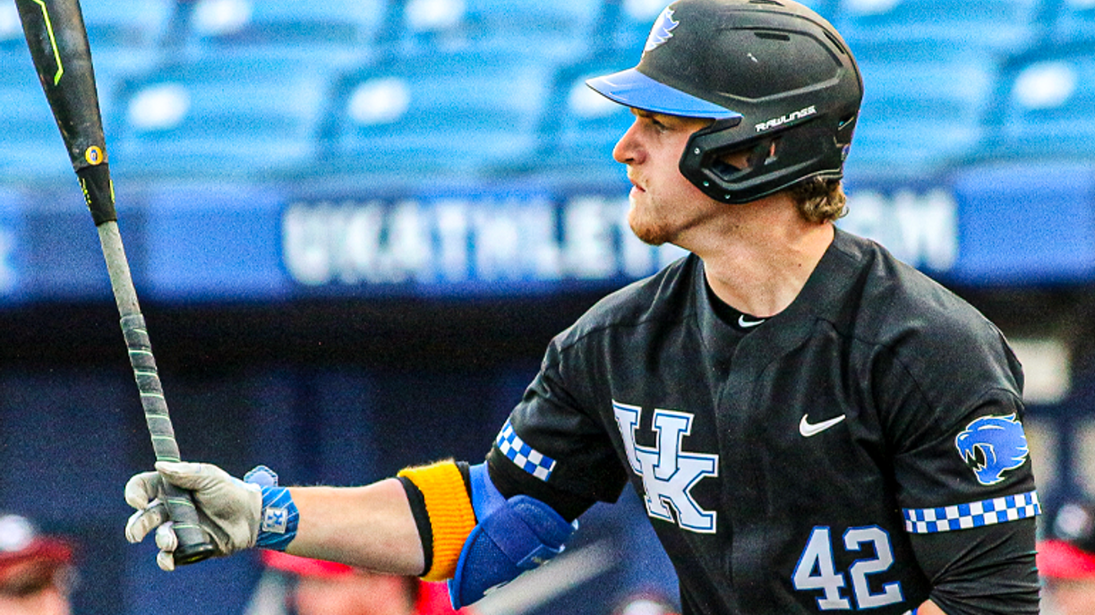 News: Panthers Sign Former Kentucky Wildcats Infielder Elliot Curtis ...
