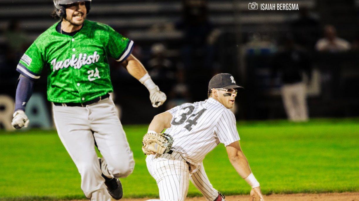 News: Majors hand Welland first loss - Canadian Baseball League