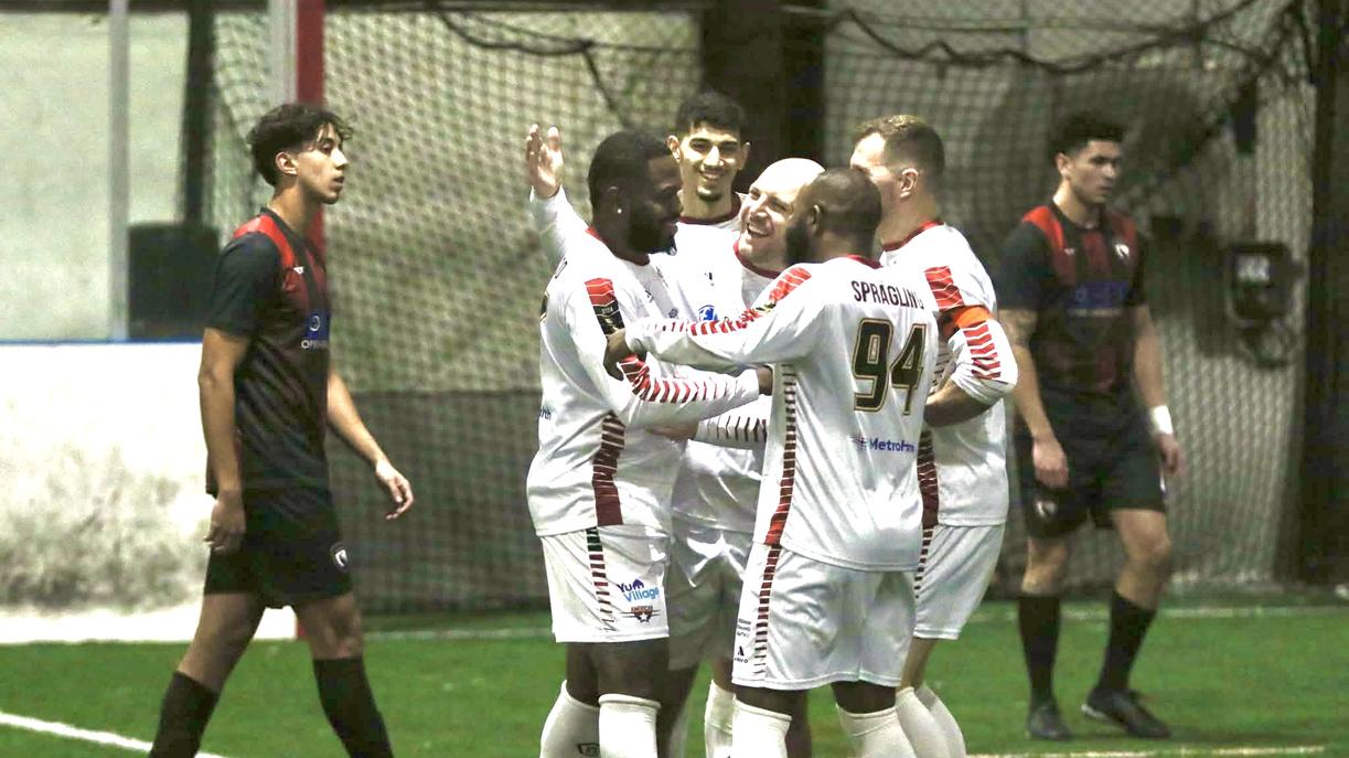 News: CLEVELAND CRUNCH REMAIN AT TOP OF LEAGUE STANDINGS WITH WIN OVER ...