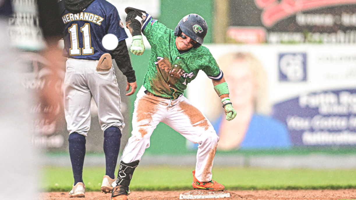 News: Jackfish bash Barrie to open 2025 season - Welland Jackfish ...