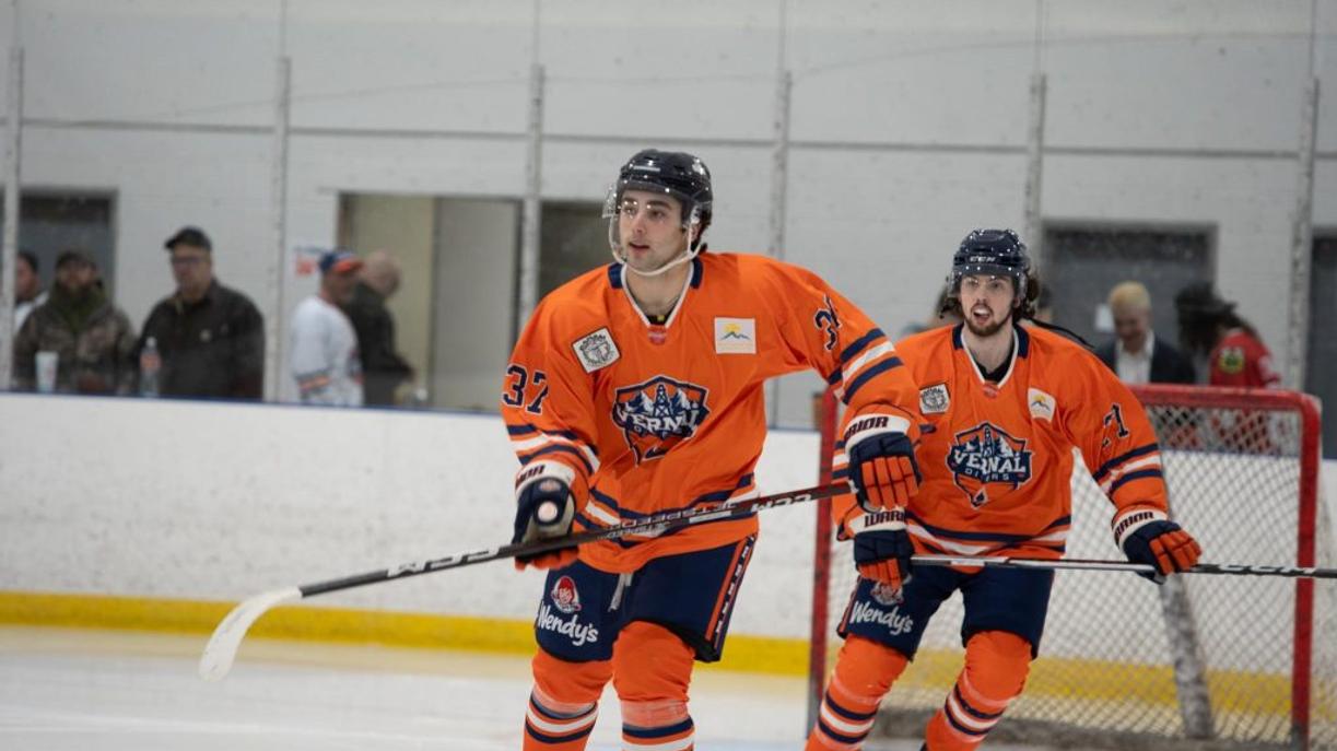 News: Oilers aim for spot at national tourney - Vernal Oilers